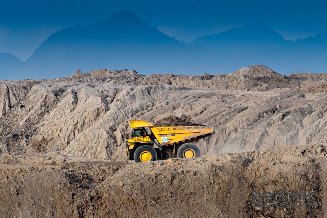 MINESCAPES - The adventures of a mining photographer in Indonesia